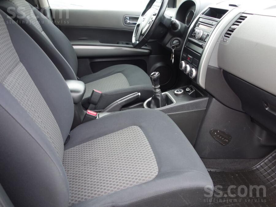 Grey Nissan X-Trail 2008 in Riga, with an engine capacity of 2.00 L and mileage of 276 thousand km for 1200 €, photo 16 on AUTOMOTO.COM.LV
