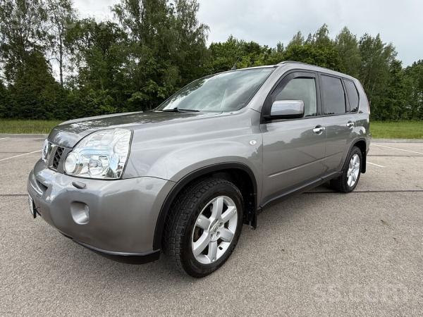 Grey Nissan X-Trail 2008 in Bauska, with an engine capacity of 2.00 L and mileage of 232 thousand km for 4590 €, photo 2 on AUTOMOTO.COM.LV