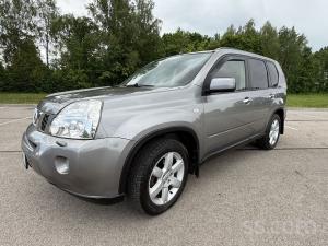Grey Nissan X-Trail 2008 in Bauska, with an engine capacity of 2.00 L and mileage of 232 thousand km for 4590 €, photo 2 on AUTOMOTO.COM.LV