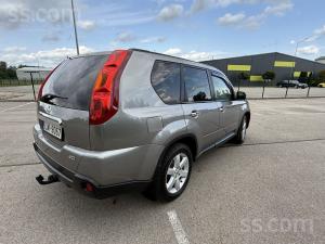 Grey Nissan X-Trail 2008 in Bauska, with an engine capacity of 2.00 L and mileage of 232 thousand km for 4590 €, photo 4 on AUTOMOTO.COM.LV