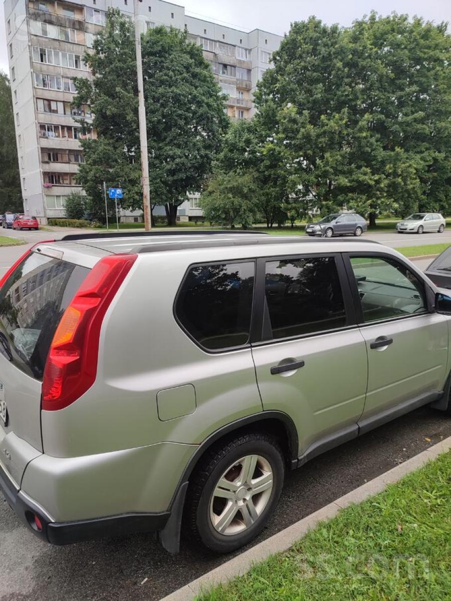 Grey Nissan X-Trail 2008 in Riga, with an engine capacity of 2.00 L and mileage of 346 thousand km for 3000 €, photo 4 on AUTOMOTO.COM.LV