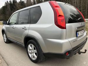 Pelēks Nissan X-Trail 2008 Plungė, ar dzinēja tilpumu 2.00 L un nobraukumu 250 tūkst. km par 4200 €, foto 5 vietnē AUTOMOTO.COM.LV