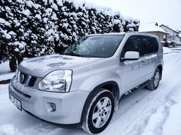 Grey Nissan X-Trail 2008 in Mazeikiai, with an engine capacity of 2.00 L and mileage of 234 thousand km for 5600 €, photo 1 on AUTOMOTO.COM.LV