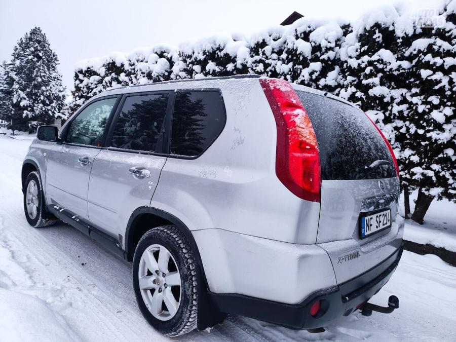 Pelēks Nissan X-Trail 2008 Mažeikiai, ar dzinēja tilpumu 2.00 L un nobraukumu 234 tūkst. km par 5600 €, foto 3 vietnē AUTOMOTO.COM.LV