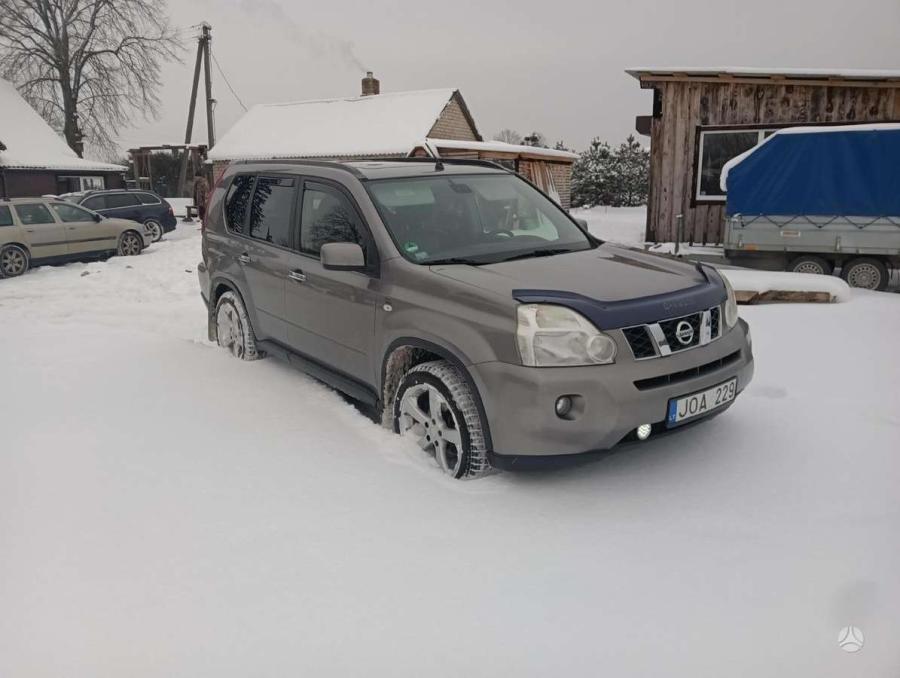 Pelēks Nissan X-Trail 2008 Druskininkai, ar dzinēja tilpumu 2.00 L un nobraukumu 282 tūkst. km par 3750 €, foto 1 vietnē AUTOMOTO.COM.LV