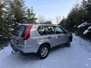 Grey Nissan X-Trail 2008 in Kelme, with an engine capacity of 2.00 L and mileage of 298 thousand km for 4650 €, photo 4 on AUTOMOTO.COM.LV