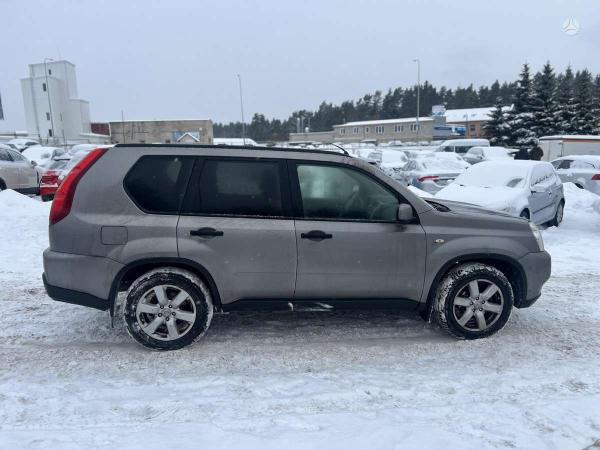 Grey Nissan X-Trail 2008 in Utena, with an engine capacity of 2.00 L and mileage of 283 thousand km for 3150 €, photo 7 on AUTOMOTO.COM.LV