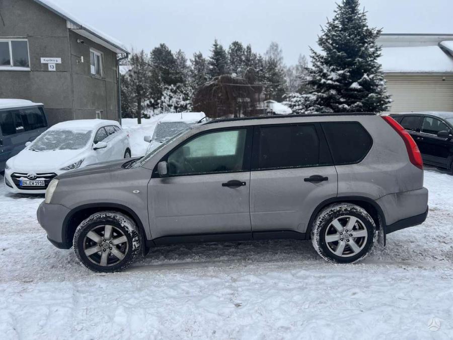 Pelēks Nissan X-Trail 2008 Utena, ar dzinēja tilpumu 2.00 L un nobraukumu 283 tūkst. km par 3150 €, foto 8 vietnē AUTOMOTO.COM.LV