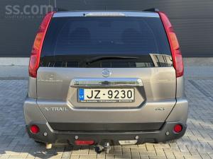 Grey Nissan X-Trail 2008 in Riga, with an engine capacity of 2.00 L and mileage of 269 thousand km for 2900 €, photo 5 on AUTOMOTO.COM.LV
