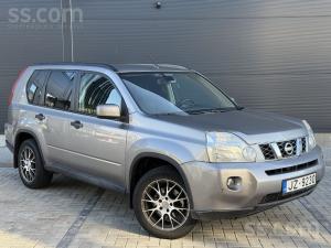 Grey Nissan X-Trail 2008 in Riga, with an engine capacity of 2.00 L and mileage of 269 thousand km for 2900 €, photo 8 on AUTOMOTO.COM.LV