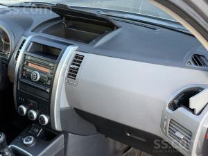 Grey Nissan X-Trail 2008 in Riga, with an engine capacity of 2.00 L and mileage of 269 thousand km for 2900 €, photo 15 on AUTOMOTO.COM.LV