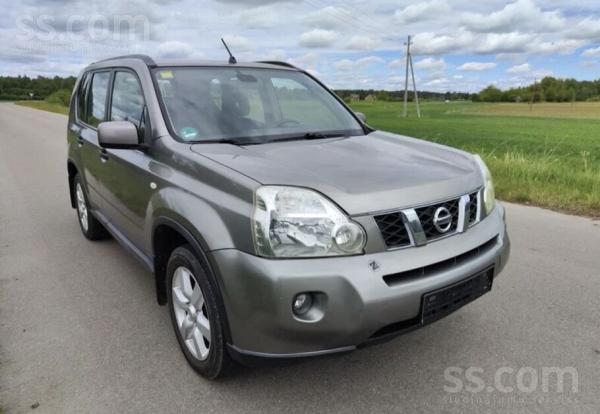 Pelēks Nissan X-Trail 2008 Bauska, ar dzinēja tilpumu 2.00 L un nobraukumu 298 tūkst. km par 5590 €, foto 2 vietnē AUTOMOTO.COM.LV