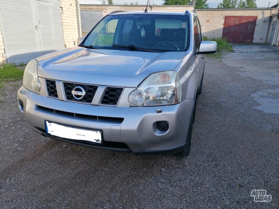 Grey Nissan X-Trail 2008 in Utena, with an engine capacity of 2.00 L and mileage of 307 thousand km for 2500 €, photo 3 on AUTOMOTO.COM.LV