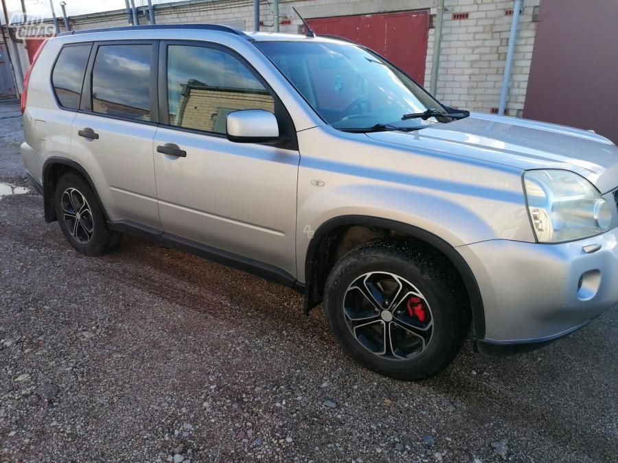 Grey Nissan X-Trail 2008 in Utena, with an engine capacity of 2.00 L and mileage of 307 thousand km for 2500 €, photo 9 on AUTOMOTO.COM.LV