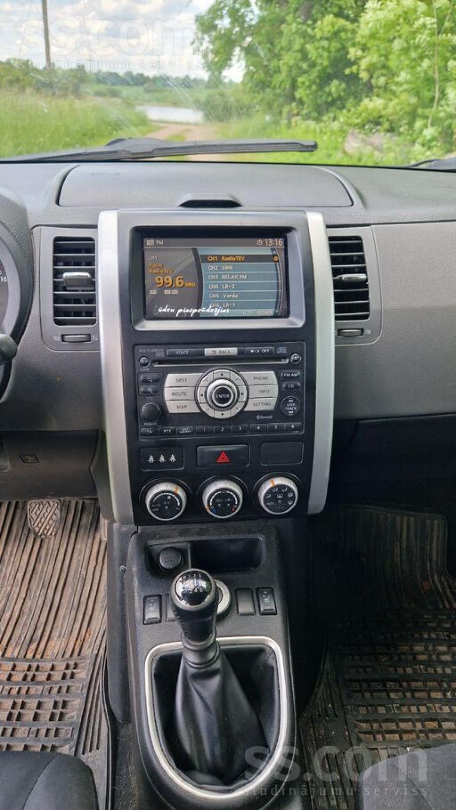 Pelēks Nissan X-Trail 2008 Valmiera, ar dzinēja tilpumu 2.00 L un nobraukumu 335 tūkst. km par 2500 €, foto 10 vietnē AUTOMOTO.COM.LV