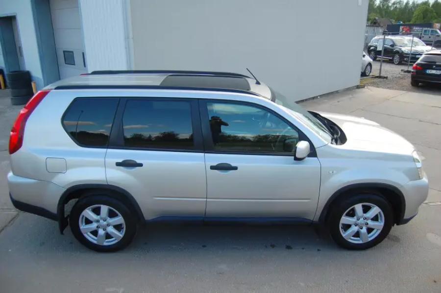 Pelēks Nissan X-Trail 2008 Jēkabpils, ar dzinēja tilpumu 2.00 L un nobraukumu 263 tūkst. km par 5890 €, foto 7 vietnē AUTOMOTO.COM.LV