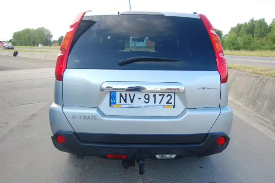 Pelēks Nissan X-Trail 2008 Jēkabpils, ar dzinēja tilpumu 2.00 L un nobraukumu 263 tūkst. km par 5890 €, foto 10 vietnē AUTOMOTO.COM.LV