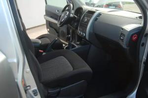 Pelēks Nissan X-Trail 2008 Jēkabpils, ar dzinēja tilpumu 2.00 L un nobraukumu 263 tūkst. km par 5890 €, foto 14 vietnē AUTOMOTO.COM.LV