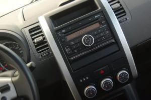 Pelēks Nissan X-Trail 2008 Jēkabpils, ar dzinēja tilpumu 2.00 L un nobraukumu 263 tūkst. km par 5890 €, foto 20 vietnē AUTOMOTO.COM.LV