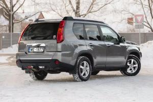Pelēks Nissan X-Trail 2008 Jelgava, ar dzinēja tilpumu 2.00 L un nobraukumu 326 tūkst. km par 5500 €, foto 4 vietnē AUTOMOTO.COM.LV