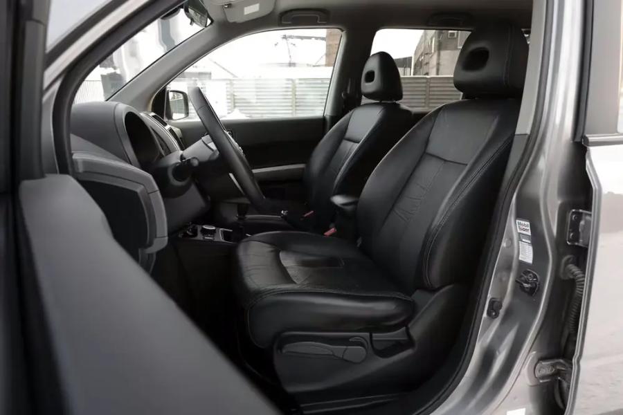 Pelēks Nissan X-Trail 2008 Jelgava, ar dzinēja tilpumu 2.00 L un nobraukumu 326 tūkst. km par 5500 €, foto 8 vietnē AUTOMOTO.COM.LV
