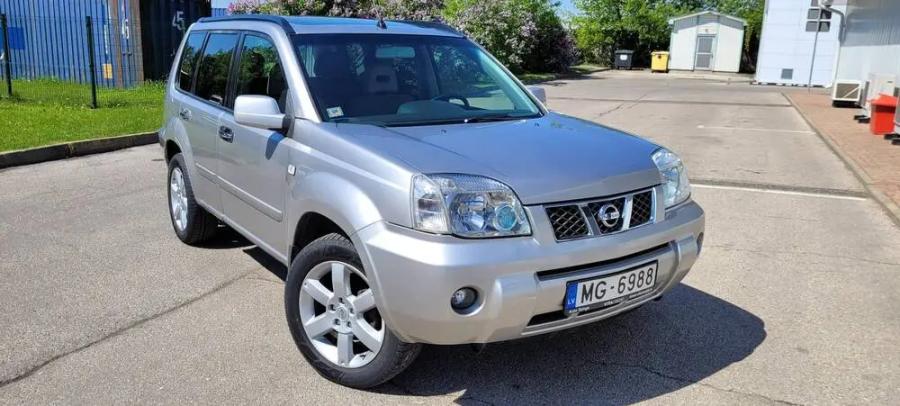 Pelēks Nissan X-Trail 2008 Rīga, ar dzinēja tilpumu 2.20 L un nobraukumu 250 tūkst. km par 3500 €, foto 3 vietnē AUTOMOTO.COM.LV
