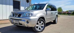 Pelēks Nissan X-Trail 2008 Rīga, ar dzinēja tilpumu 2.20 L un nobraukumu 250 tūkst. km par 3500 €, foto 5 vietnē AUTOMOTO.COM.LV