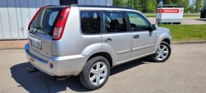 Pelēks Nissan X-Trail 2008 Rīga, ar dzinēja tilpumu 2.20 L un nobraukumu 250 tūkst. km par 3500 €, foto 6 vietnē AUTOMOTO.COM.LV