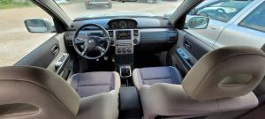 Pelēks Nissan X-Trail 2008 Rīga, ar dzinēja tilpumu 2.20 L un nobraukumu 250 tūkst. km par 3500 €, foto 10 vietnē AUTOMOTO.COM.LV