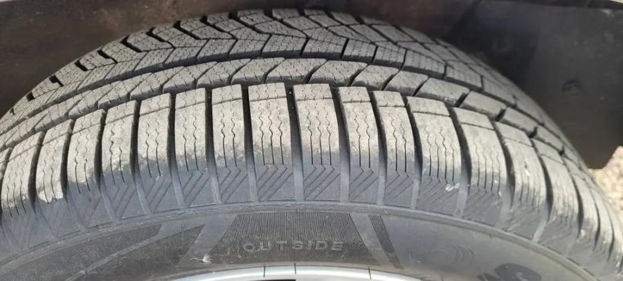 Pelēks Nissan X-Trail 2008 Rīga, ar dzinēja tilpumu 2.20 L un nobraukumu 250 tūkst. km par 3500 €, foto 11 vietnē AUTOMOTO.COM.LV