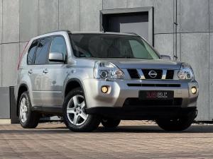 Grey Nissan X-Trail 2008 in Riga, with an engine capacity of 2.00 L and mileage of 195 thousand km for 4800 €, photo 4 on AUTOMOTO.COM.LV