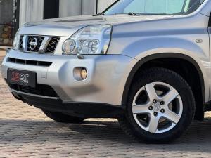Grey Nissan X-Trail 2008 in Riga, with an engine capacity of 2.00 L and mileage of 195 thousand km for 4800 €, photo 8 on AUTOMOTO.COM.LV