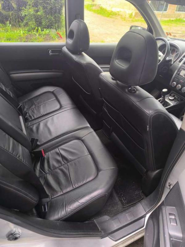 Grey Nissan X-Trail 2008 in Birzai, with an engine capacity of 2.00 L and mileage of 244 thousand km for 3800 €, photo 6 on AUTOMOTO.COM.LV