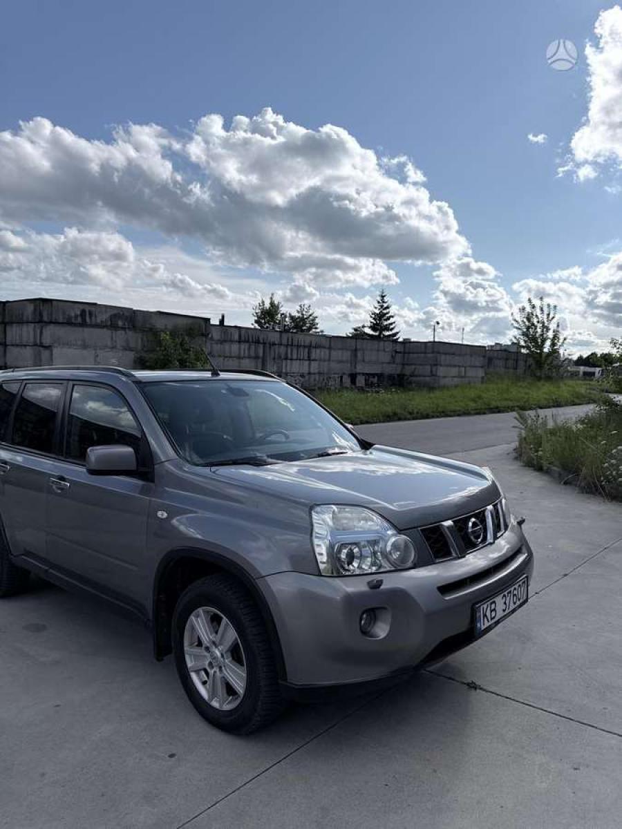 Pelēks Nissan X-Trail 2008 Kauņa, ar dzinēja tilpumu 2.00 L un nobraukumu 320 tūkst. km par 3800 €, foto 5 vietnē AUTOMOTO.COM.LV
