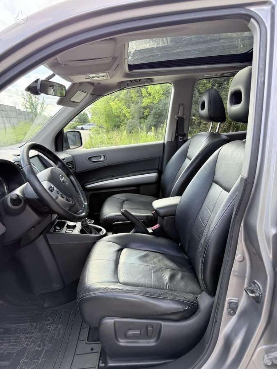 Pelēks Nissan X-Trail 2008 Kauņa, ar dzinēja tilpumu 2.00 L un nobraukumu 320 tūkst. km par 3800 €, foto 15 vietnē AUTOMOTO.COM.LV