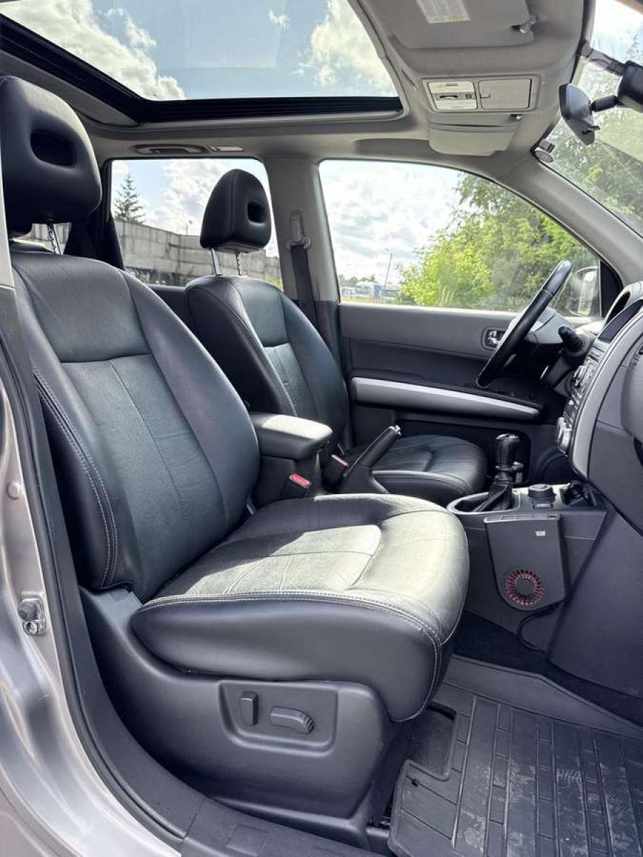 Pelēks Nissan X-Trail 2008 Kauņa, ar dzinēja tilpumu 2.00 L un nobraukumu 320 tūkst. km par 3800 €, foto 18 vietnē AUTOMOTO.COM.LV