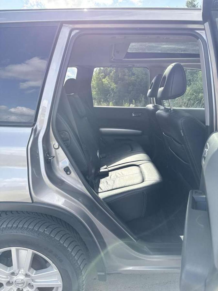 Pelēks Nissan X-Trail 2008 Kauņa, ar dzinēja tilpumu 2.00 L un nobraukumu 320 tūkst. km par 3800 €, foto 31 vietnē AUTOMOTO.COM.LV