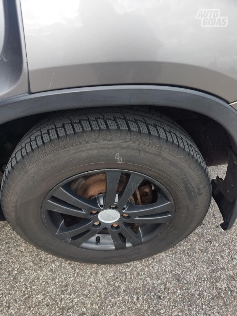 Grey Nissan X-Trail 2008 in Utena, with an engine capacity of 2.00 L and mileage of 279 thousand km for 4549 €, photo 17 on AUTOMOTO.COM.LV