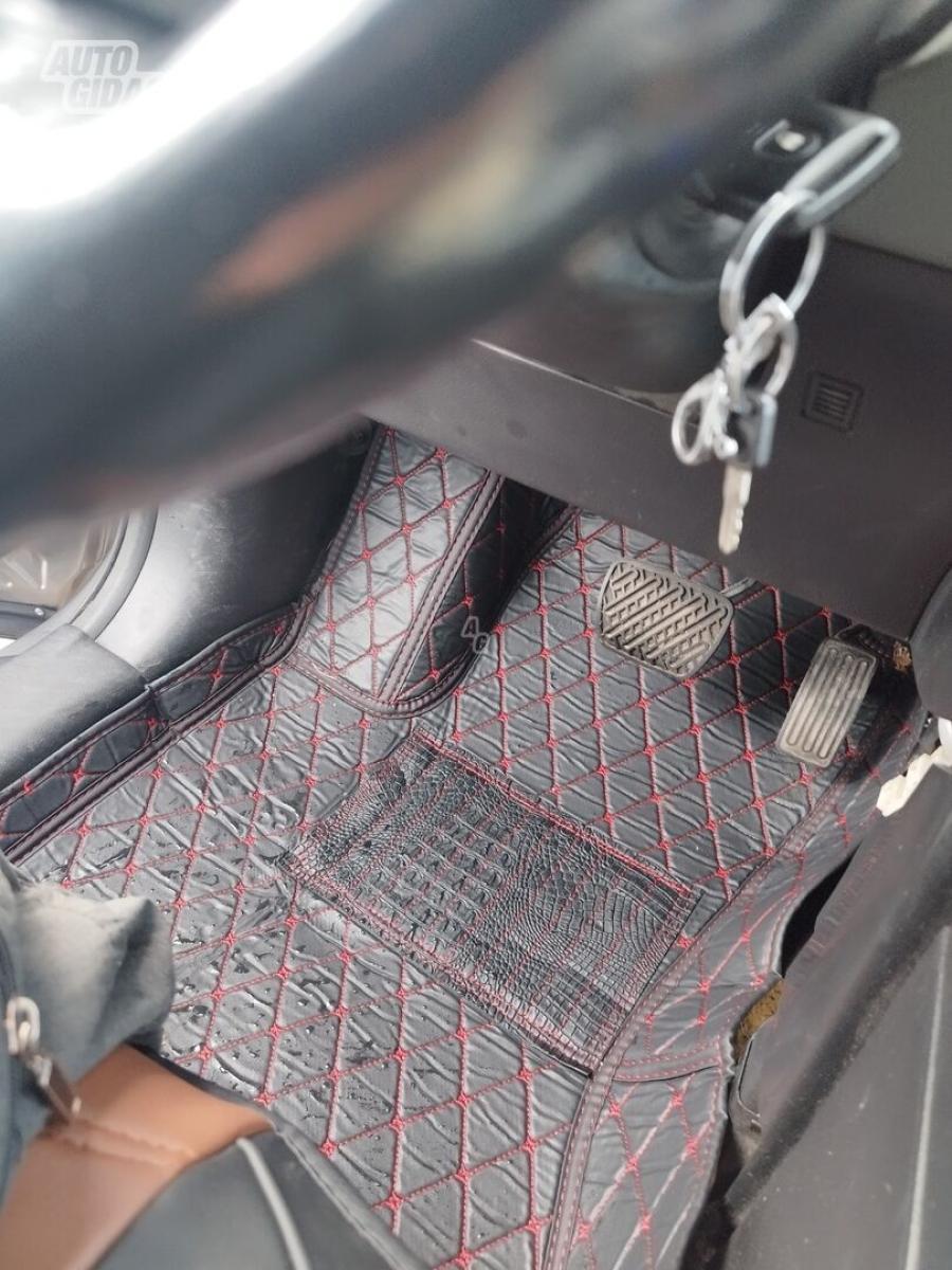 Grey Nissan X-Trail 2008 in Utena, with an engine capacity of 2.00 L and mileage of 279 thousand km for 4549 €, photo 41 on AUTOMOTO.COM.LV