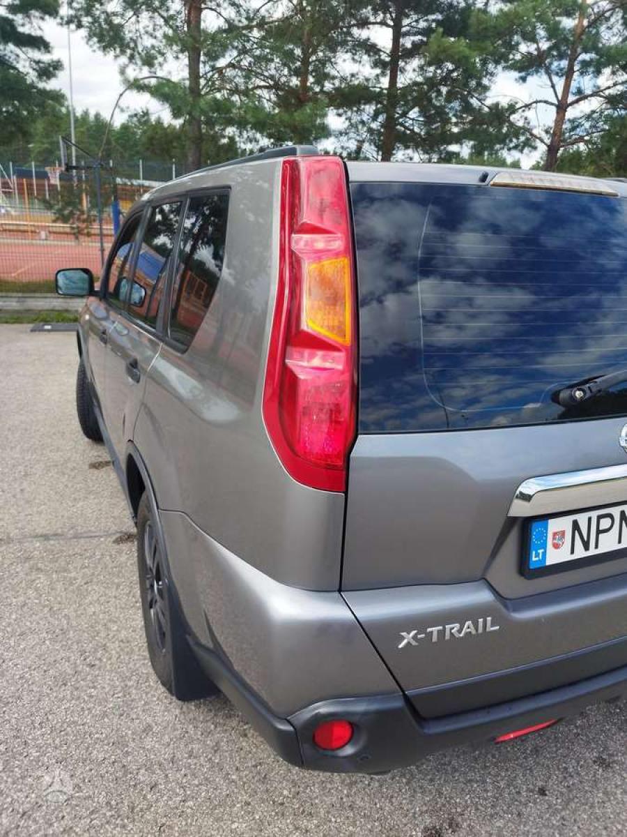 Pelēks Nissan X-Trail 2008 Utena, ar dzinēja tilpumu 2.00 L un nobraukumu 279 tūkst. km par 4299 €, foto 3 vietnē AUTOMOTO.COM.LV