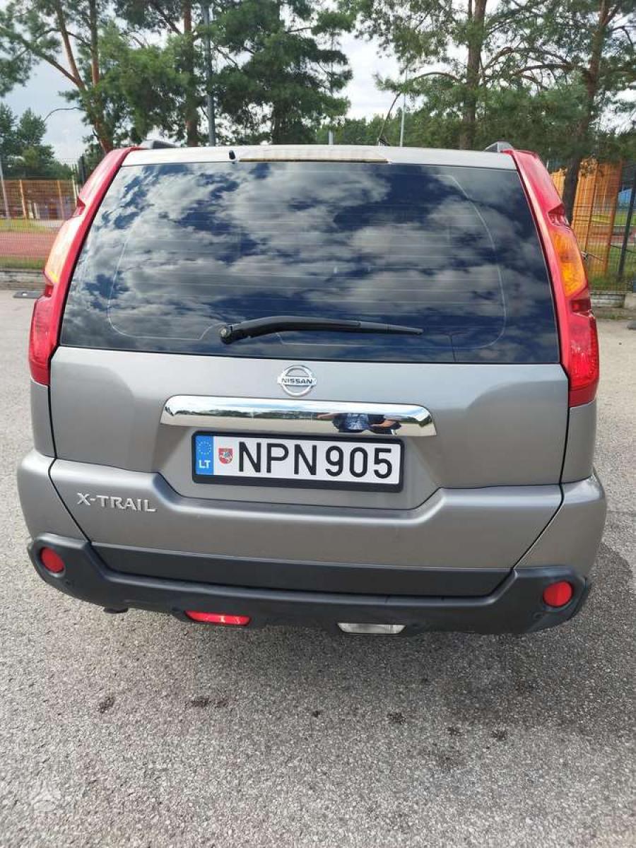 Pelēks Nissan X-Trail 2008 Utena, ar dzinēja tilpumu 2.00 L un nobraukumu 279 tūkst. km par 4299 €, foto 4 vietnē AUTOMOTO.COM.LV