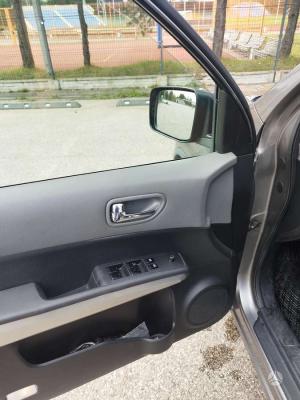 Pelēks Nissan X-Trail 2008 Utena, ar dzinēja tilpumu 2.00 L un nobraukumu 279 tūkst. km par 4299 €, foto 18 vietnē AUTOMOTO.COM.LV