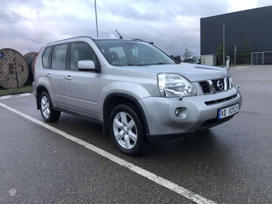 Grey Nissan X-Trail 2009 in Kaunas, with an engine capacity of 2.00 L and mileage of 250 thousand km for 3900 €, photo 2 on AUTOMOTO.COM.LV