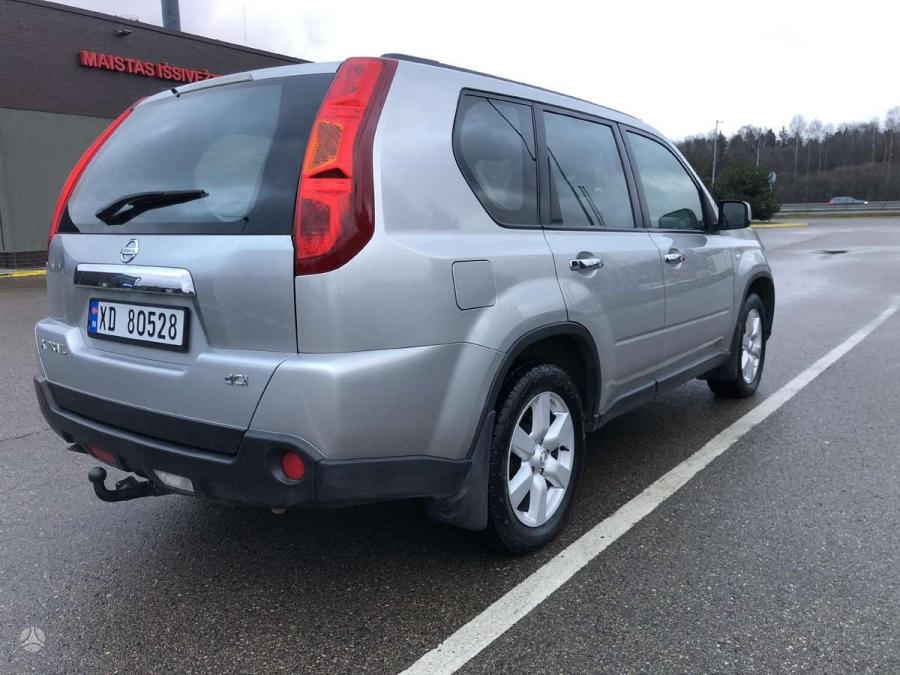 Grey Nissan X-Trail 2009 in Kaunas, with an engine capacity of 2.00 L and mileage of 250 thousand km for 3900 €, photo 6 on AUTOMOTO.COM.LV
