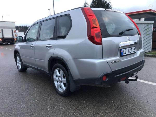 Pelēks Nissan X-Trail 2009 Kauņa, ar dzinēja tilpumu 2.00 L un nobraukumu 250 tūkst. km par 3900 €, foto 8 vietnē AUTOMOTO.COM.LV