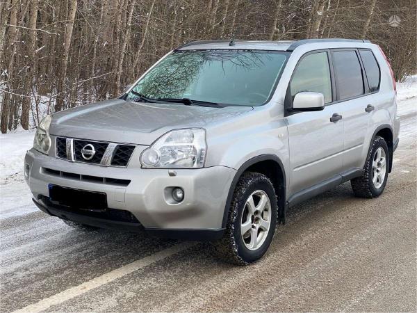 Pelēks Nissan X-Trail 2009 Mažeikiai, ar dzinēja tilpumu 2.00 L un nobraukumu 337 tūkst. km par 4200 €, foto 3 vietnē AUTOMOTO.COM.LV
