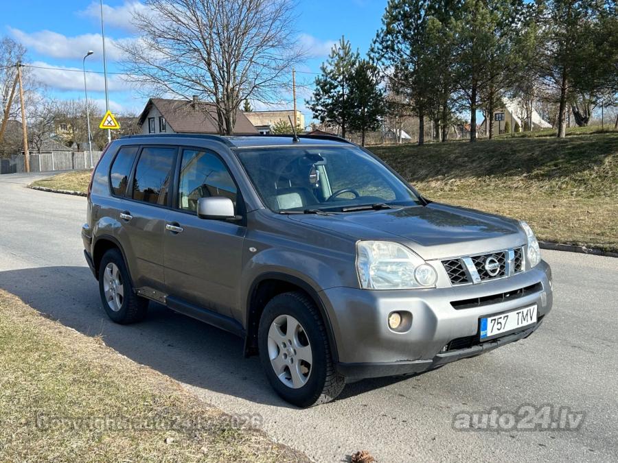 Grey Nissan X-Trail 2009 in Valga, with an engine capacity of 2.00 L and mileage of 345 thousand km for 2799 €, photo 3 on AUTOMOTO.COM.LV
