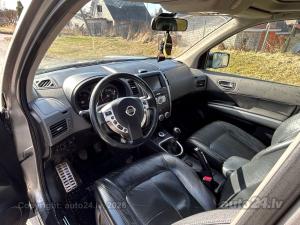 Grey Nissan X-Trail 2009 in Valga, with an engine capacity of 2.00 L and mileage of 345 thousand km for 2799 €, photo 10 on AUTOMOTO.COM.LV