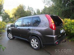 Pelēks Nissan X-Trail 2009 Rīga, ar dzinēja tilpumu 2.00 L un nobraukumu 235 tūkst. km par 3150 €, foto 3 vietnē AUTOMOTO.COM.LV