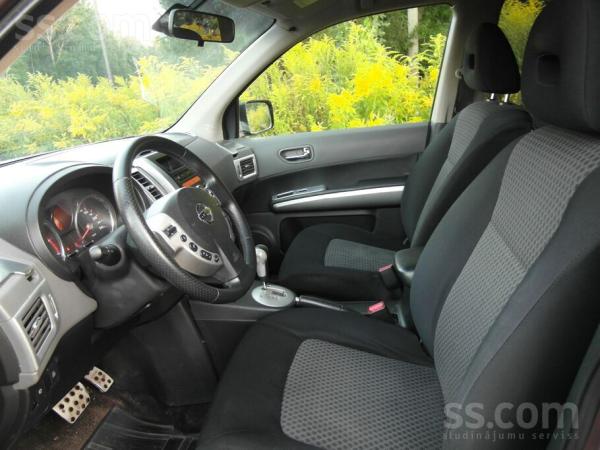 Grey Nissan X-Trail 2009 in Riga, with an engine capacity of 2.00 L and mileage of 235 thousand km for 3150 €, photo 6 on AUTOMOTO.COM.LV